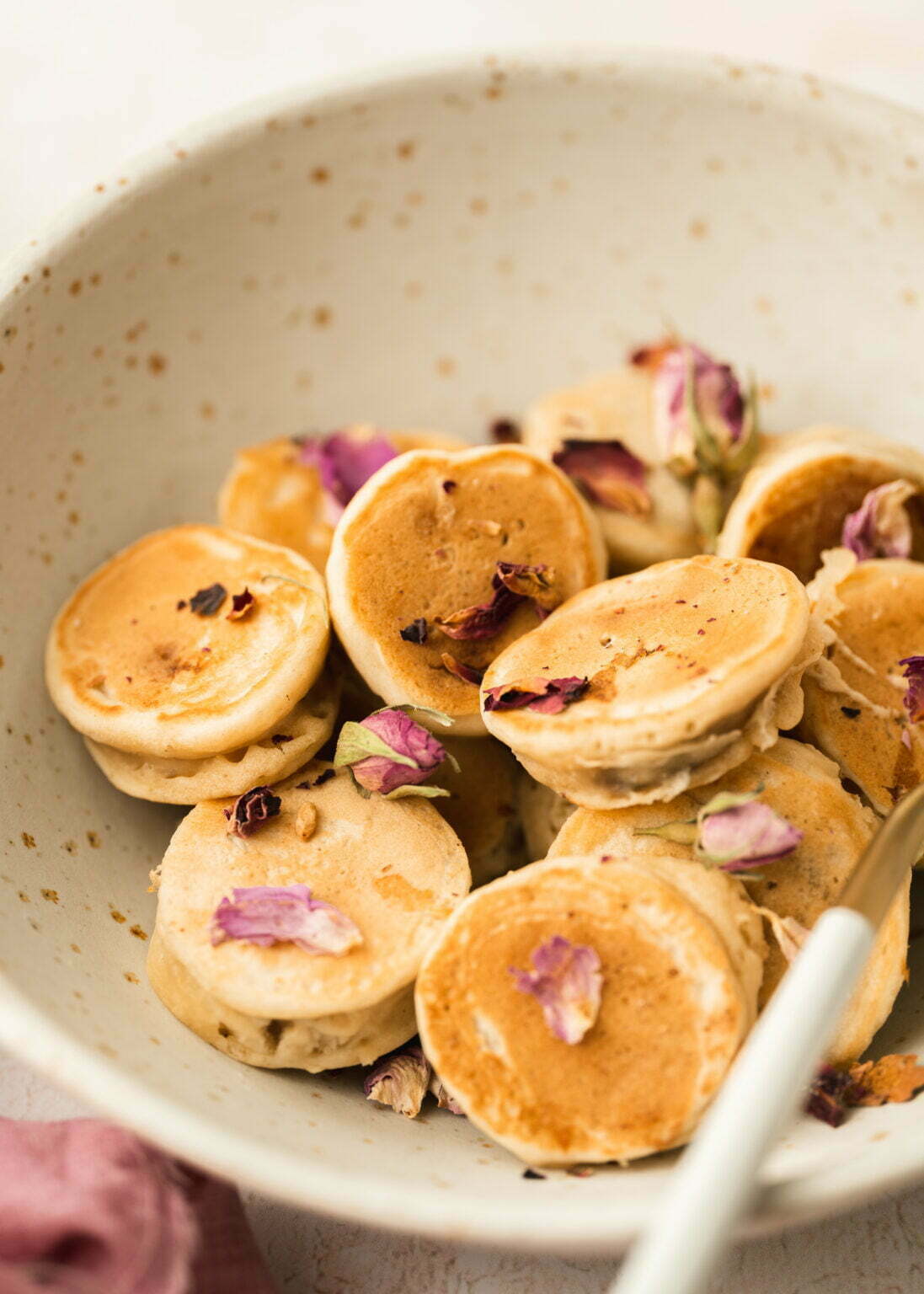 Mini bananine palačinke – Nina Zorčič