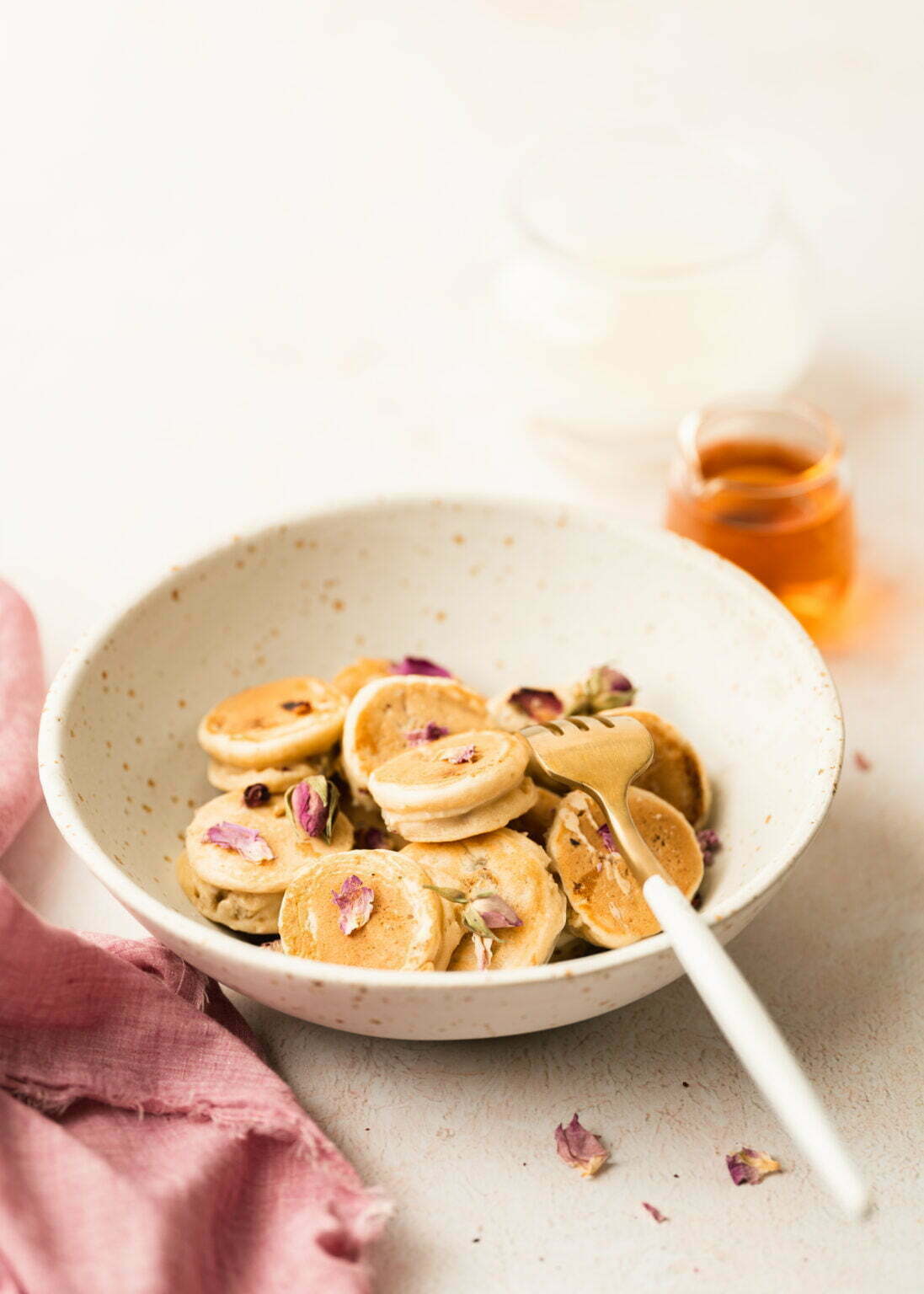 Mini bananine palačinke – Nina Zorčič